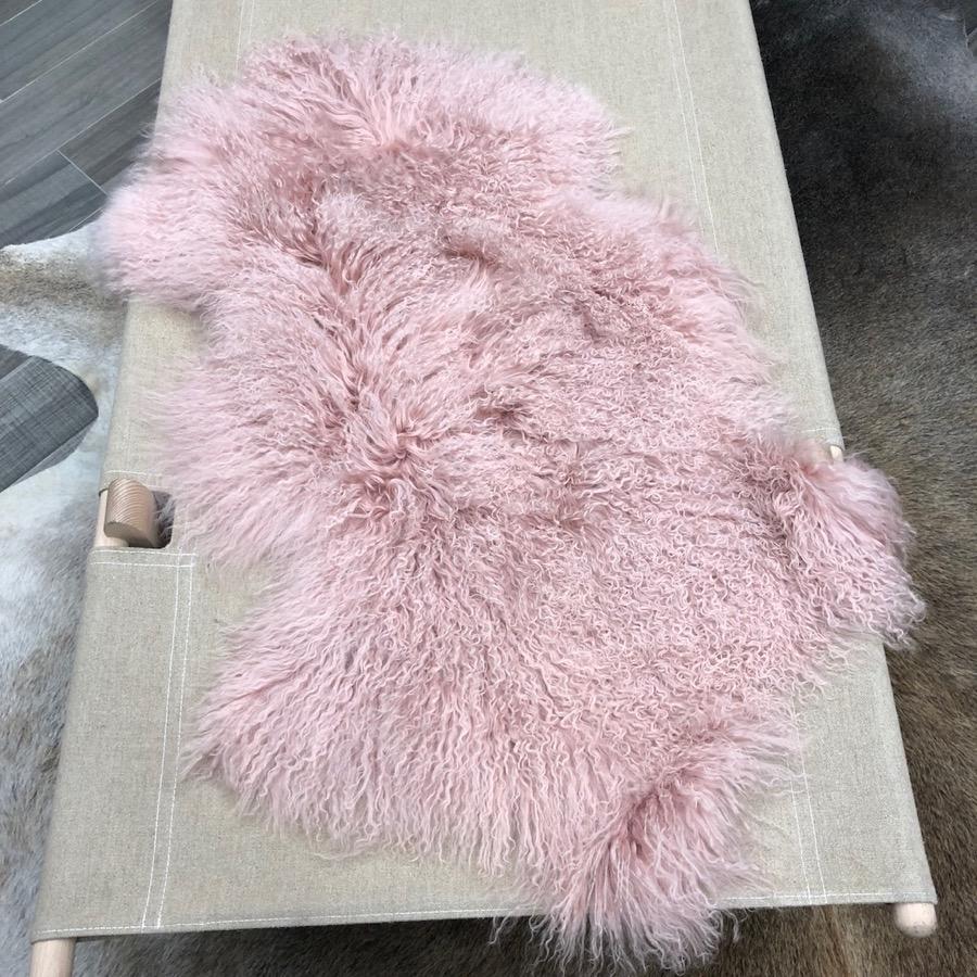 Mongolian Sheepskin Rug - Pink Blush – Bondi Ugg